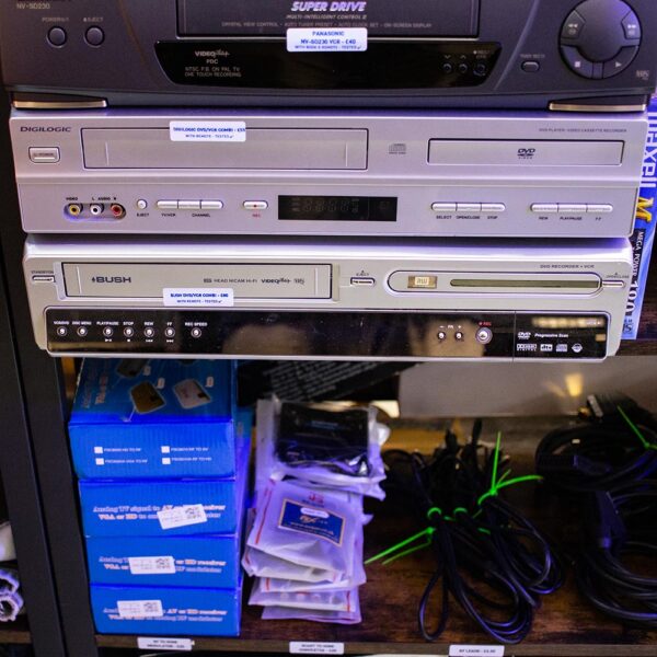 Bush DVD/VCR Combi DVRHS-02