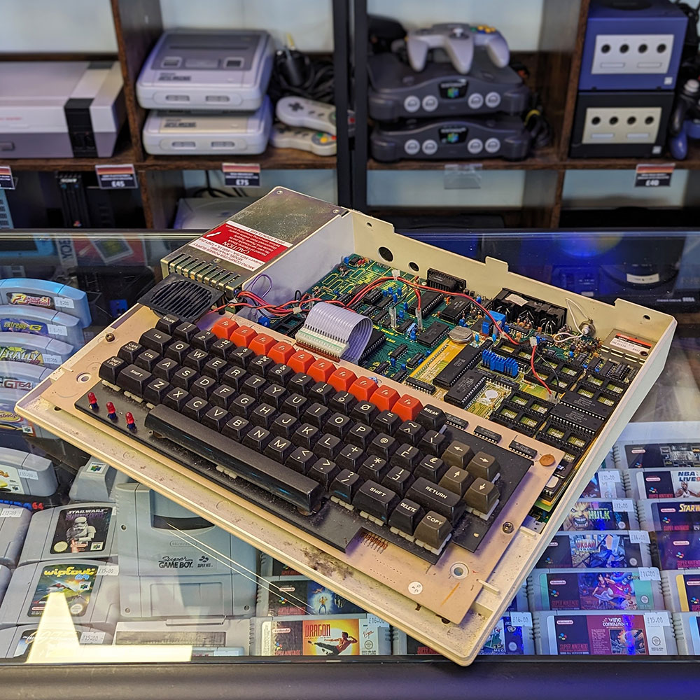 Bbc Micro Model B Computer With Cvx Expansion Boxed