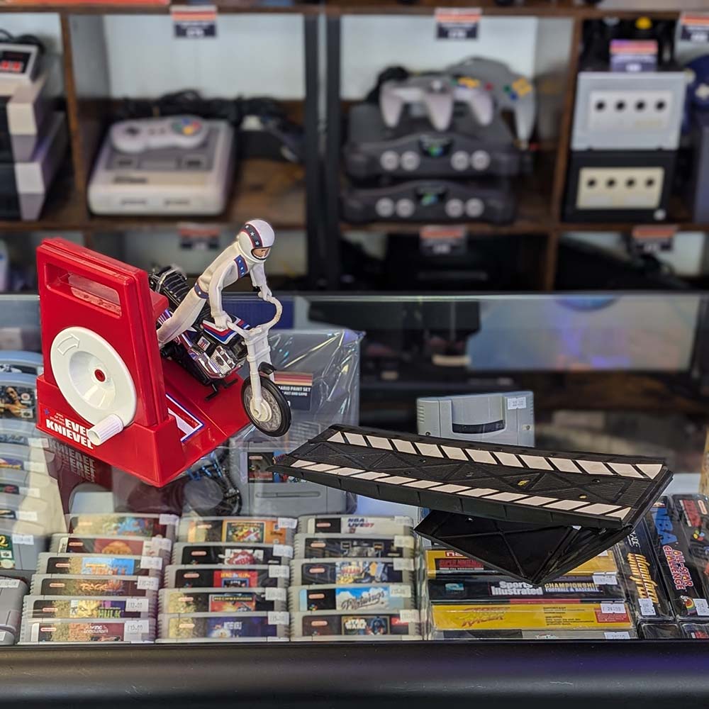 Evel Knieval Stunt Cycle with Ramp - Retro Sect