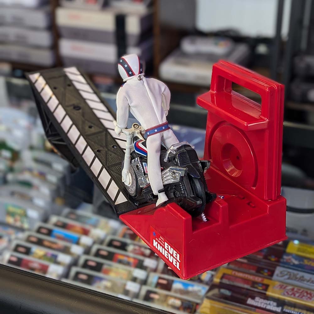 Evel Knieval Stunt Cycle with Ramp - Retro Sect