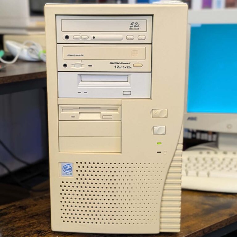 Pentium II Windows 98 PC with DAT Drive - Buy @ Retro Sect!
